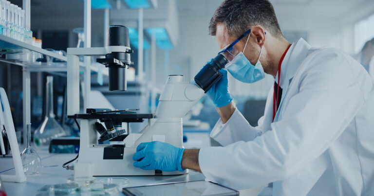 Benefits of Remote Temperature Monitoring in Clinical Research Labs - Swift Sensors